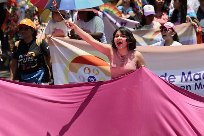 Y en la CdMX “Marcha Lencha” celebra tercera edición en defensa de la ...