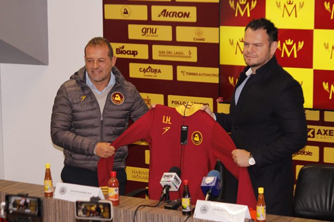 Israel Hernández Pat deja de ser el técnico del Atlético Morelia, tras ...