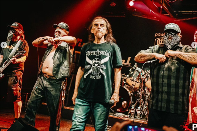 Pinche Peach, vocalista de Brujería, muere a los 57 años; su corazón ya ...