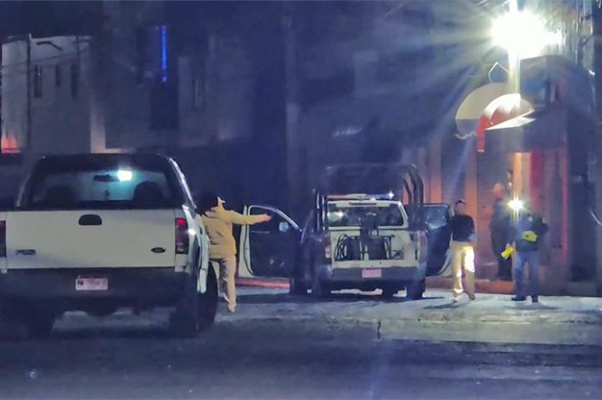 Criminales atacan a policías en Zamora; preliminar, dos oficiales ...