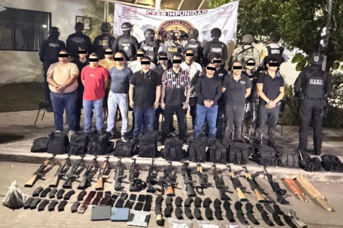 Operativo en Tapachula deja 15 detenidos; aseguran 15 armas largas ...